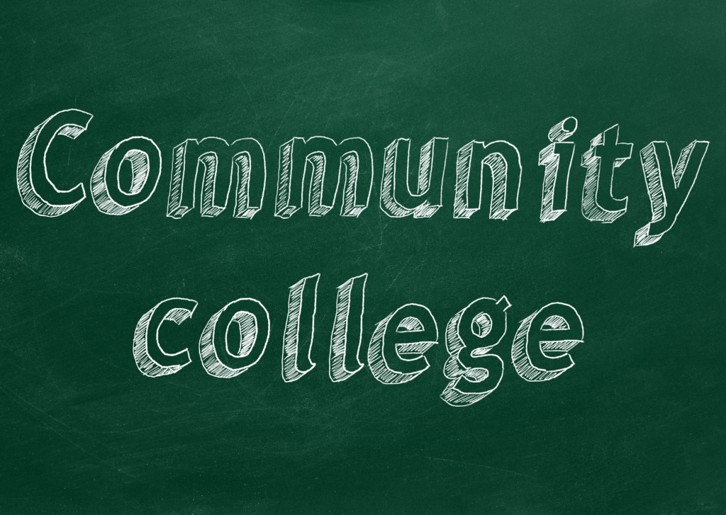 10 Reasons to Attend a Community College - College Cliffs