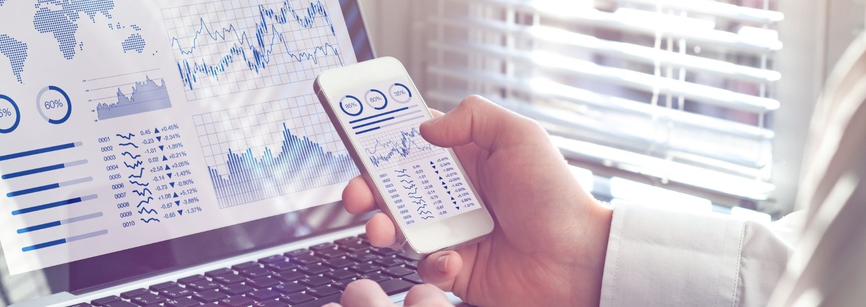 Data Analytics Career Guide - Jobs, Salary & Degree Info - College Cliffs