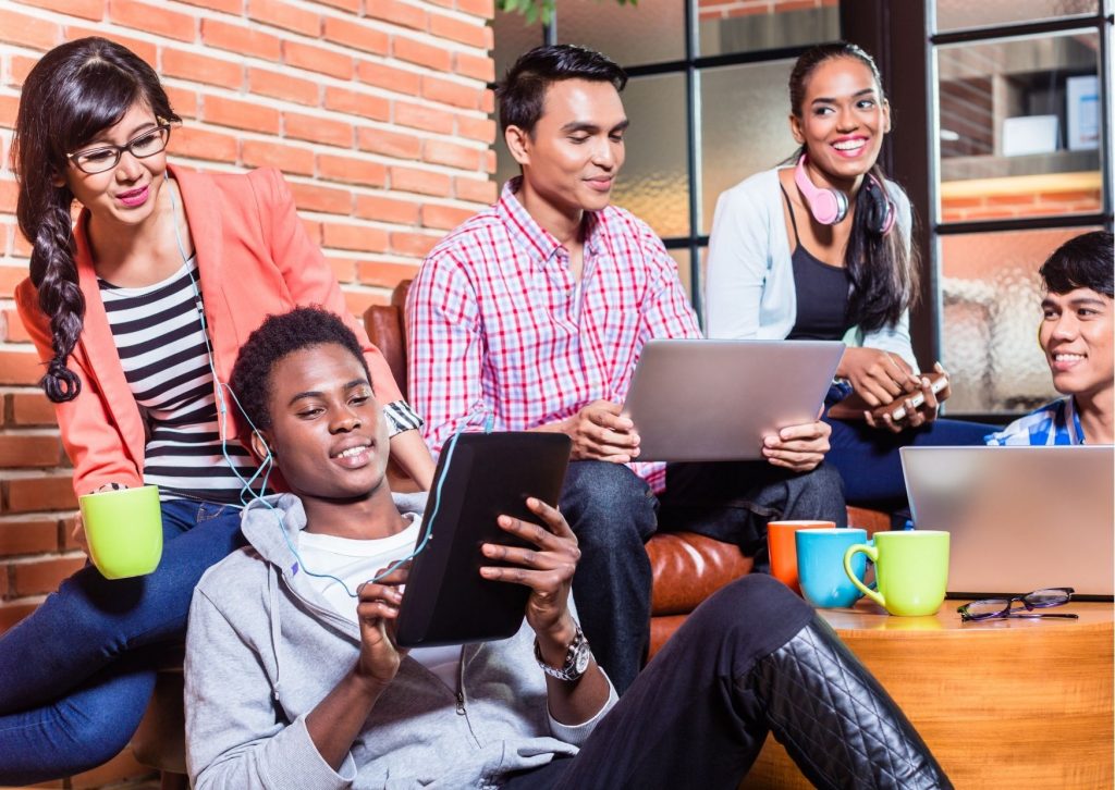 20 Colleges With the Most Diverse Student Body - College Cliffs